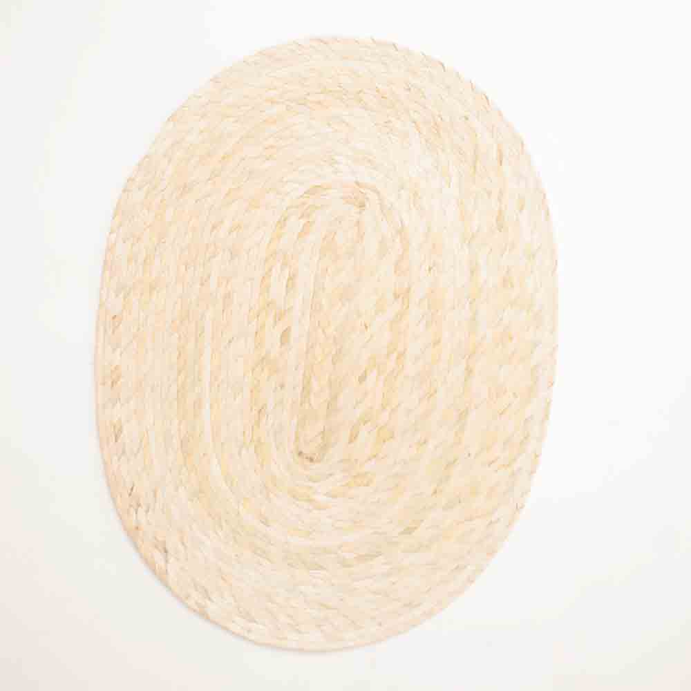 Cream table mat – Milagros